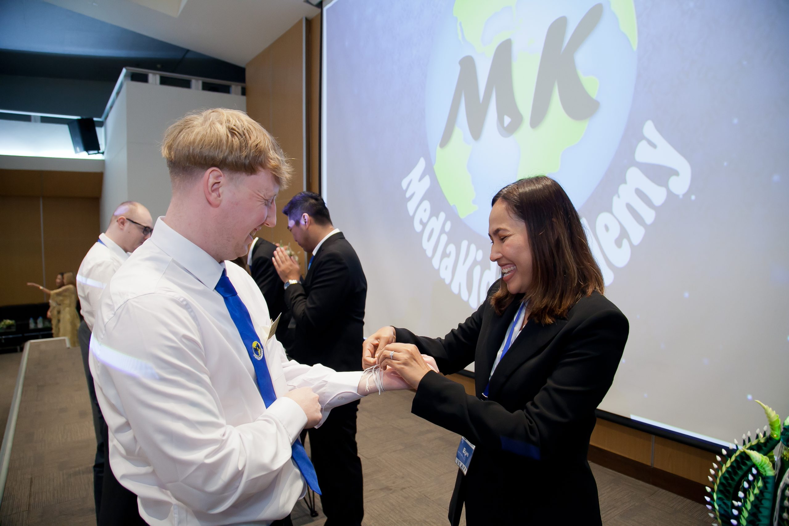 Unleash Your Inner Explorer: Teach English, Live Thai! | American TESOL ...